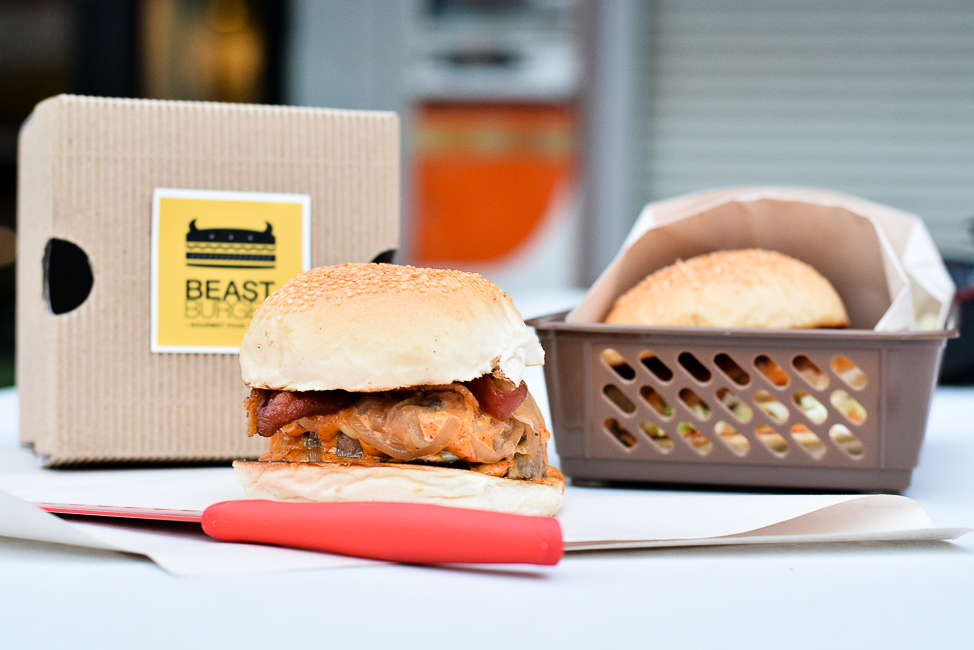Beast Burger เบอร์เกอร์ระดับสุดยอด รสชาติร้ายกาจแบบปีศาจ