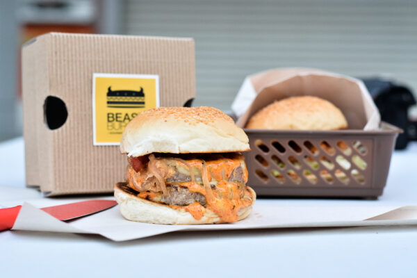 Beast Burger เบอร์เกอร์ระดับสุดยอด รสชาติร้ายกาจแบบปีศาจ