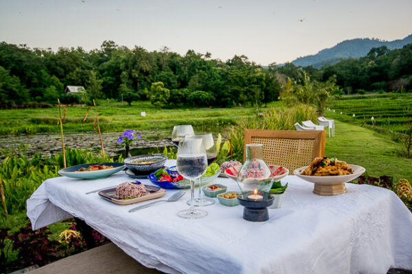 ANNA FARM & EATERY ทานข้าว จิบเครื่องดื่มท่ามกลาง ธรรมชาติ