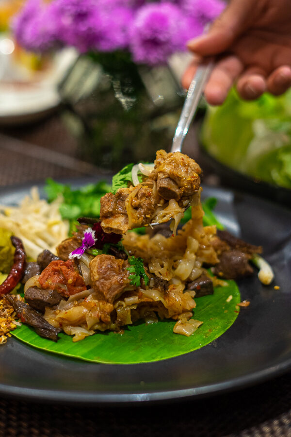 ทั้งไทยและเทศ ฟิวชั่นหลากเมนู ร้านสไตล์ของเก่าที่ Betel Box Restaurant