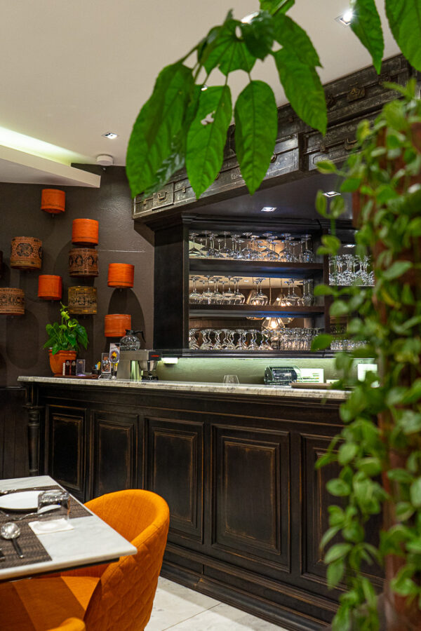 ทั้งไทยและเทศ ฟิวชั่นหลากเมนู ร้านสไตล์ของเก่าที่ Betel Box Restaurant